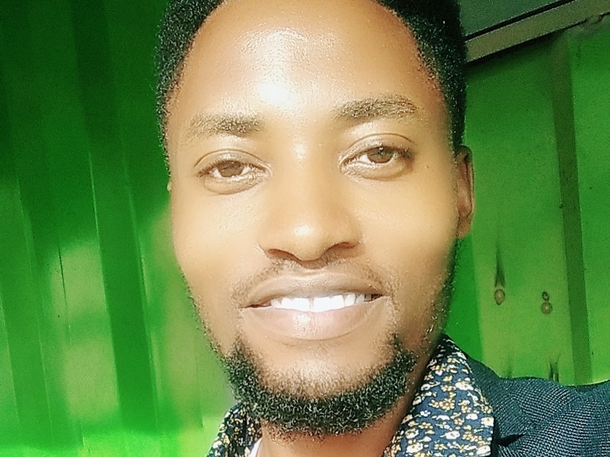 Zidisha | Hand bags and pouches