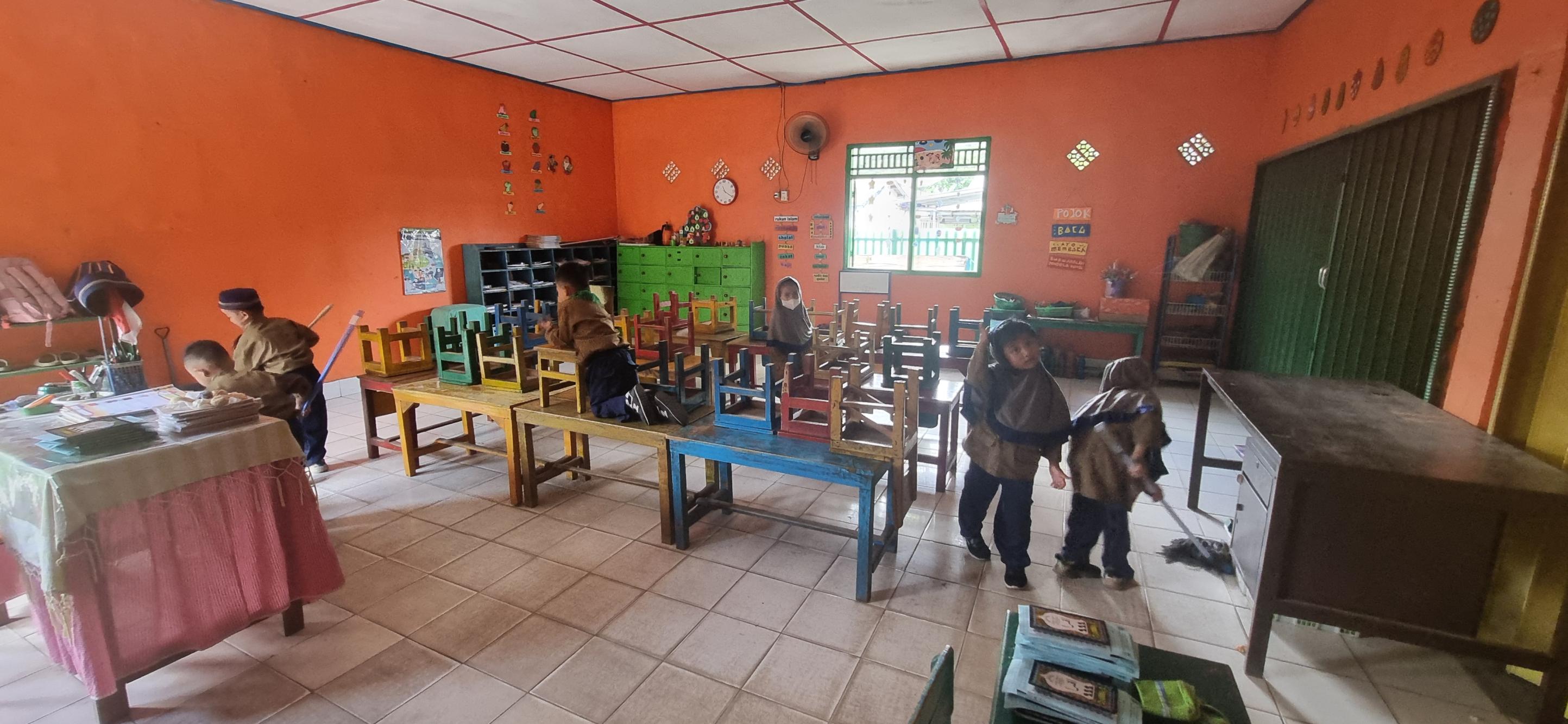 Zidisha | Purchase of picture books for early childhood